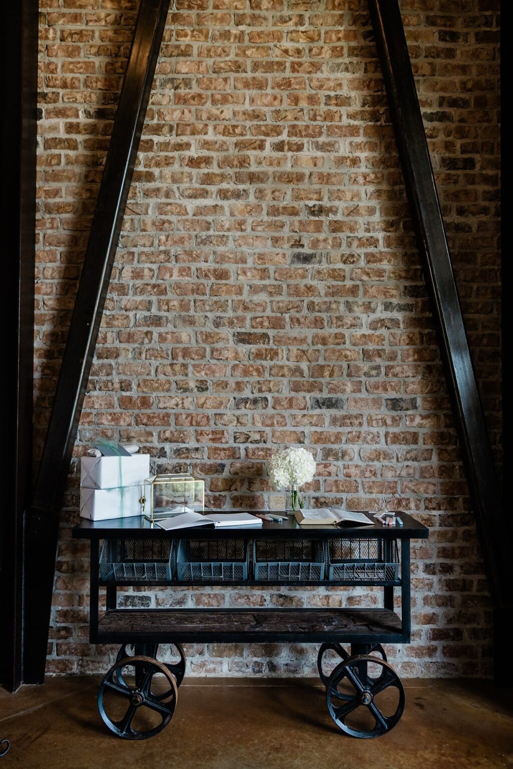 A Fairytale Wedding at Iron Manor | The Williamsons | kristinnichole.com